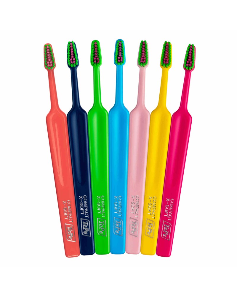 Зубна щітка TePe Colour Compact Extra Soft, ультрам'яка